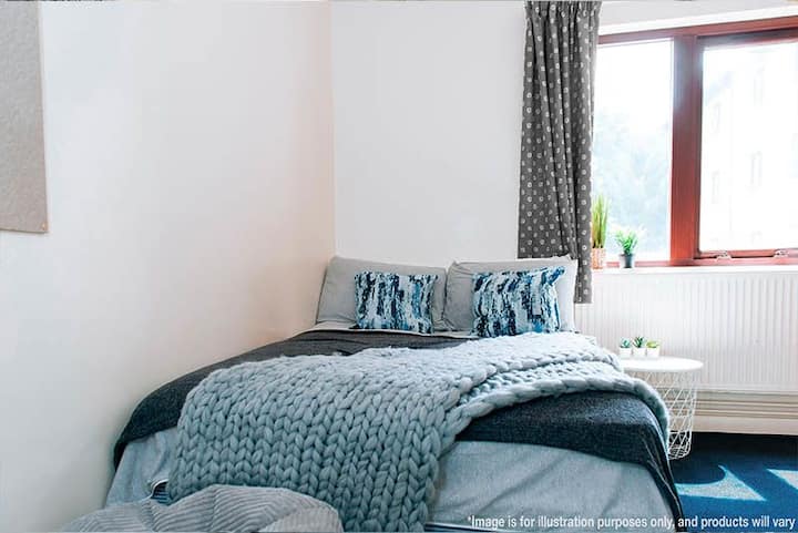 Modern Ensuite For Students At Allied Oxley - Leeds