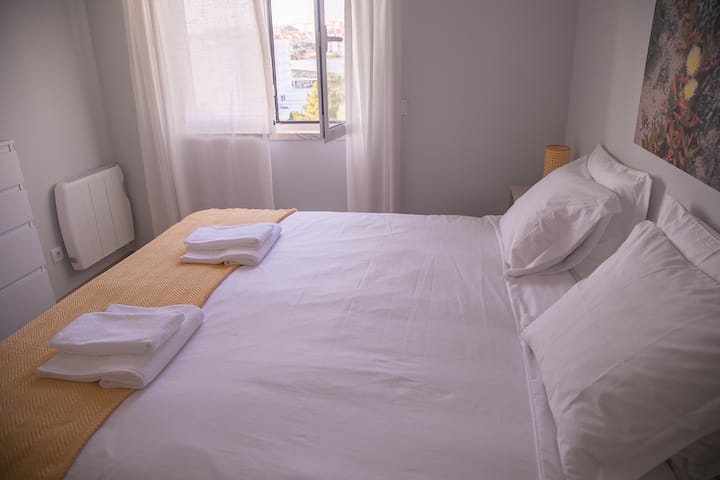 Sunflower - Standard, Double Room, City View, Shar - Ericeira