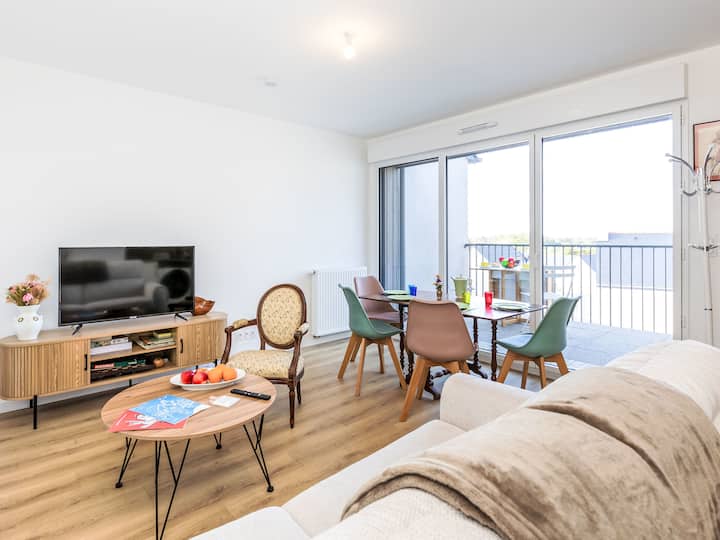 Colette By Interhome - Saint-Coulomb