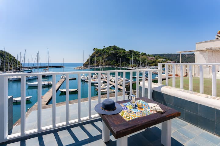 La Casa Di Fenia - Прочида