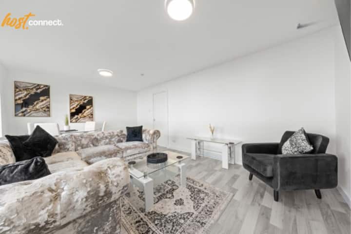 3br Home In Kilmarnock Sleeps 6 -