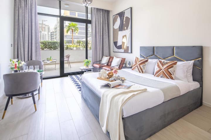 Modern Studio With Cozy Balcony In Mbr City ! - Dubaï