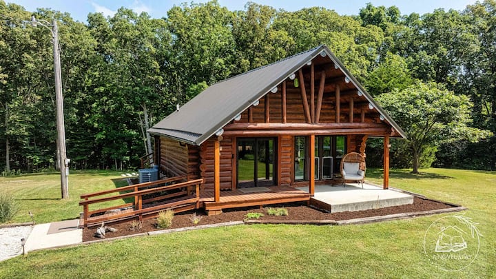 A Novel Stay - Eagle Creek State Recreation Area, Findlay