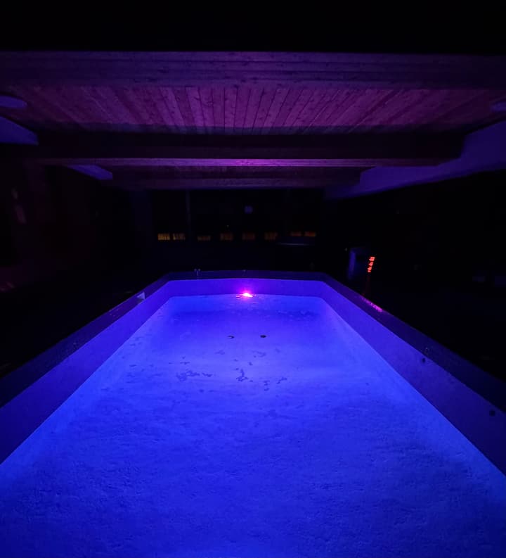 Chalet | 28+ People | Private Pool, Spa And Sauna - Sainte-Agathe-des-Monts