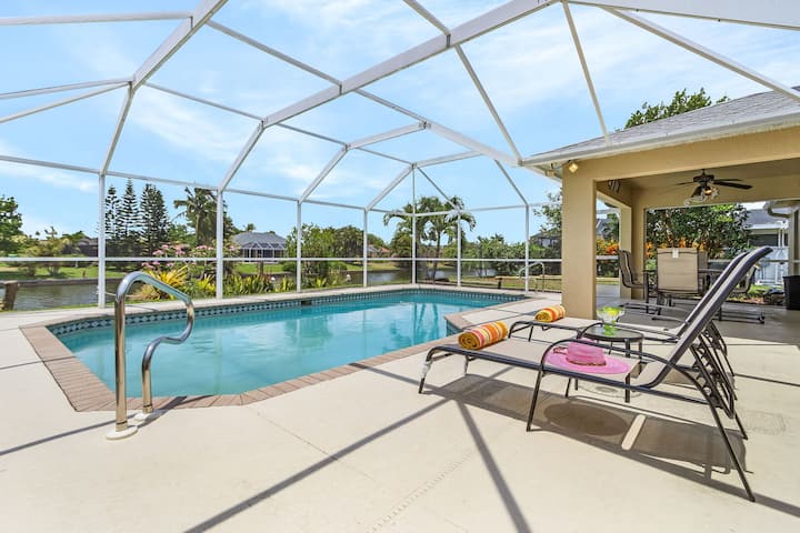 Heated Pool With Canal View - Tropical Oasis - North Fort Myers