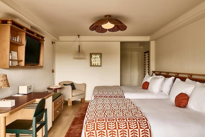 Arcade Games, Classic Movie Nights & House Bikes - Nantucket, MA