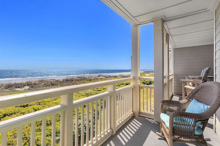 Balcony At The Beach: Oceanfront Condo With - Bald Head Island