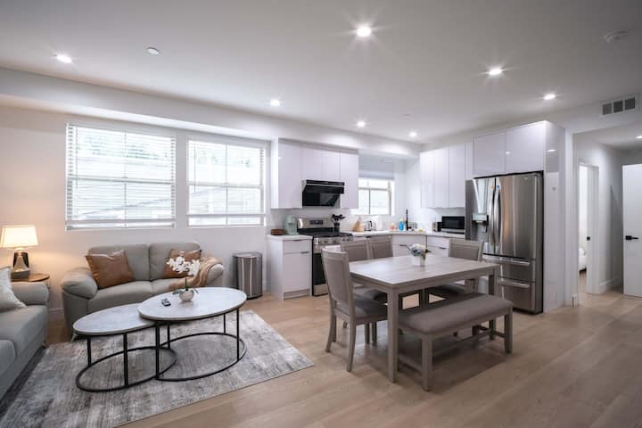 Stylish Private Room By Downtown La - Los Angeles, CA