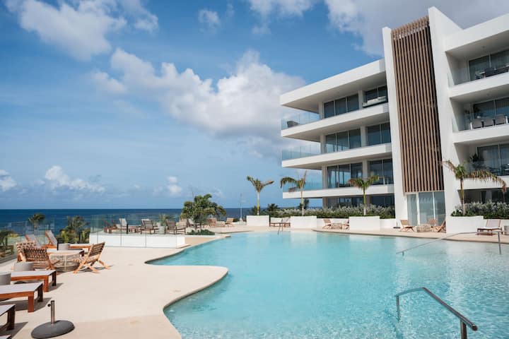 2br Beachfront Condo One Mambo 2 By Bocobay - Curaçao