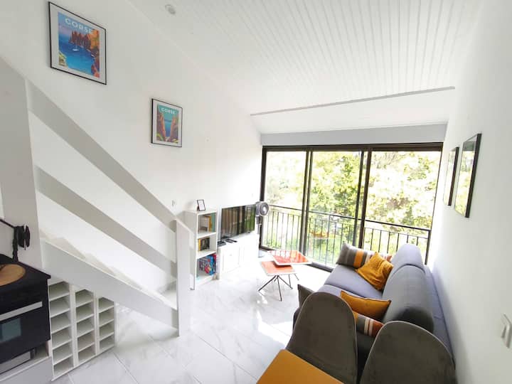 Appartement Avec Balcon - Vue Sur Mer - Calcatoggio