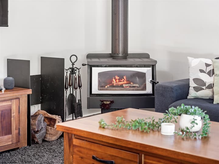 Coastal-family-living-getaway - Mandurah
