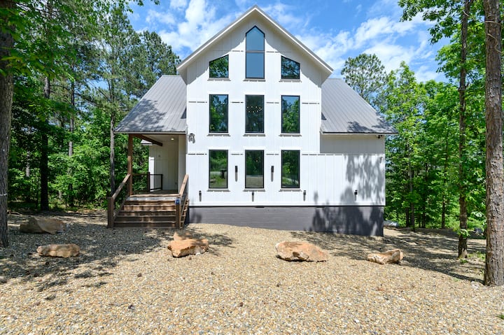 New Listing! Elevated Forest Views At Pines Peak! - Hochatown, OK