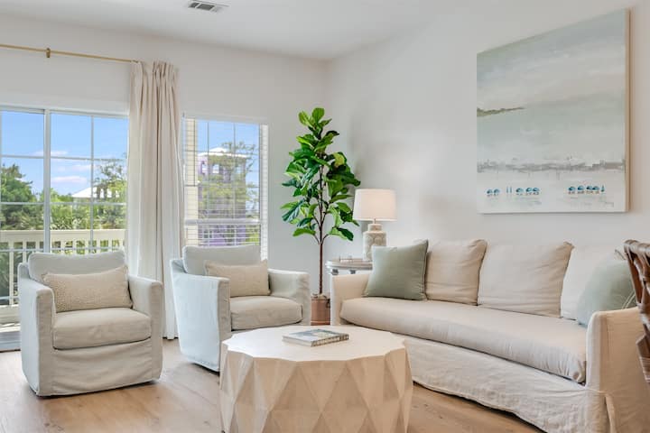 Sandpiper Retreat 4 Bikes, Pool Access, Gulf Place - Santa Rosa Beach, FL