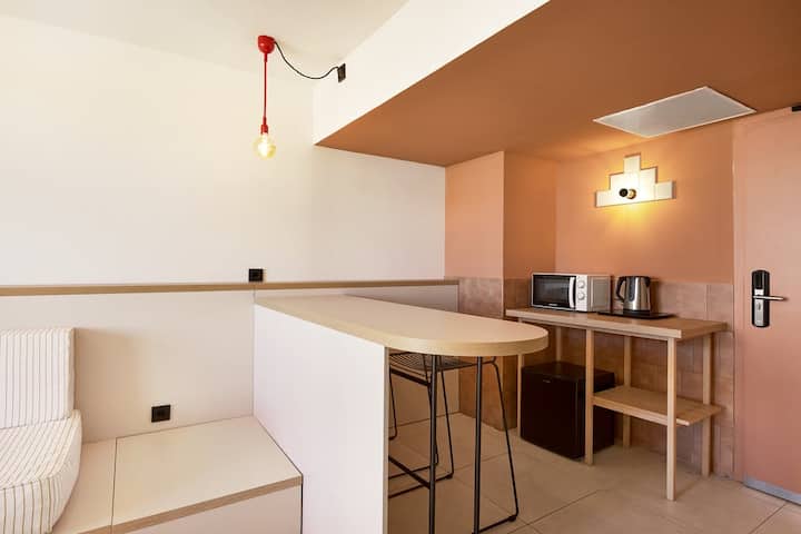 Hotel Suite With Pool View By Tent Calvia Beach - El Toro