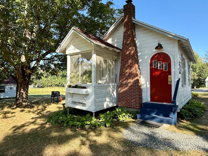 Cottage #6 At Eden Village Bar Harbor (Sleeps 6) - Bar Harbor, ME