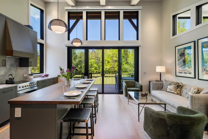 Reflection Point:where Tranquility Meets Adventure - Stowe, VT