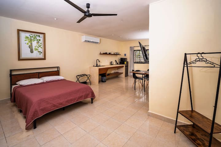 Spacious Loft In Cancún With Large Bath & Full Kit - Cancún