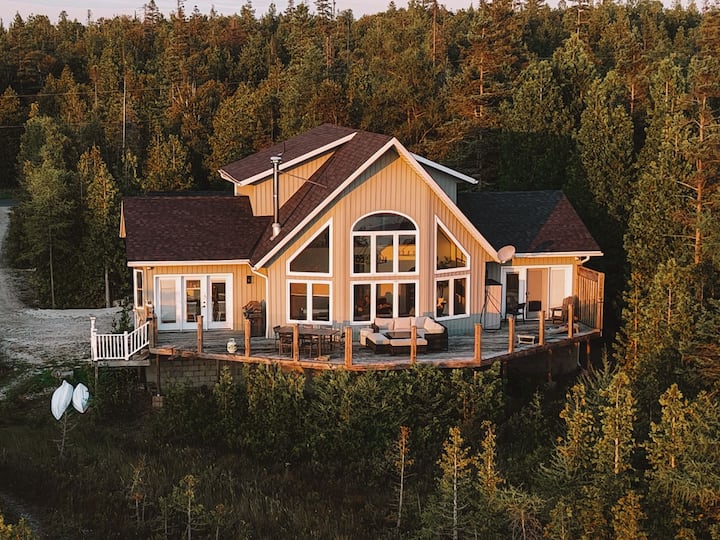 Tobermory  Retreat + Sauna | Waterfront | 4-season - Tobermory