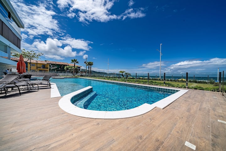 Duplex Alto Padrão Beira Mar Em Bombas - Brazil