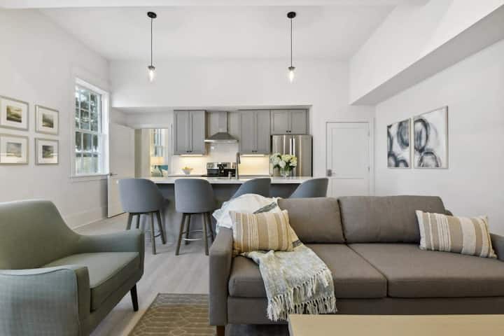 Bay St Louis Building | Old Town Bsl - Mississippi