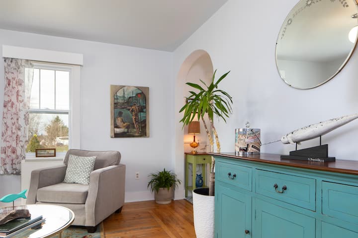 The Cupcake House - Lunenburg