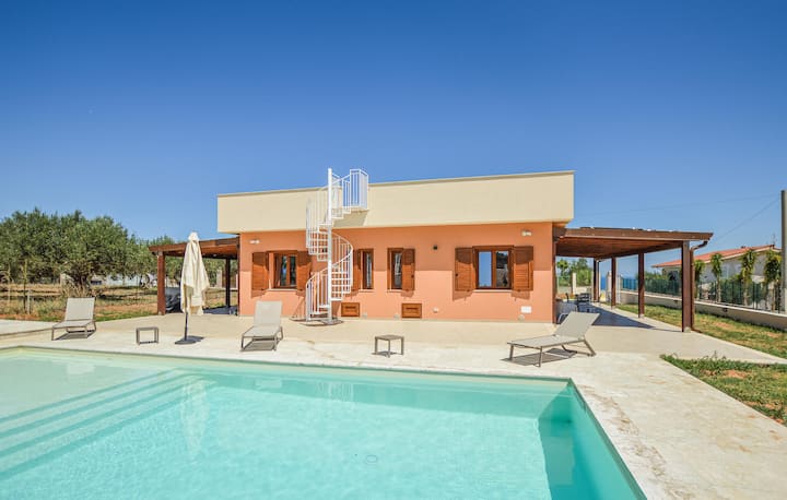 Nice Home In Balestrate - Balestrate