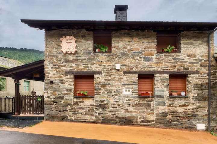 La Casa Del Manco - Villafranca del Bierzo