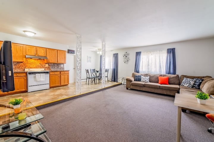 Spacious 3-bed Suite In Browntown - Gibraltar, MI