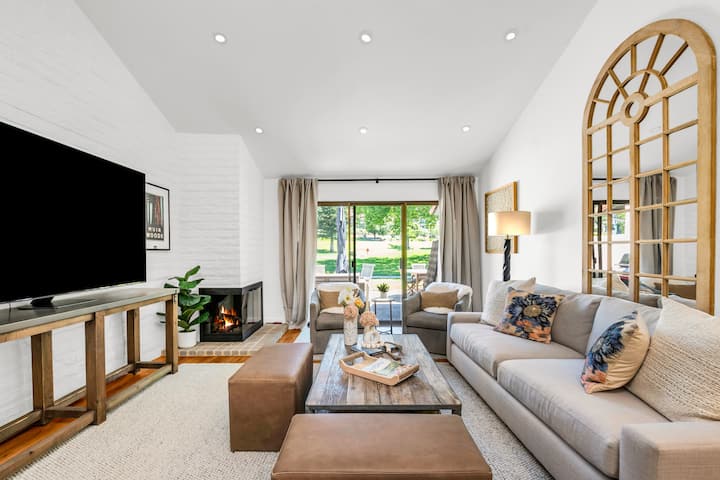 Fresh & Modern 2br | Pool | Golf Views - Pine Ridge Vineyards, Napa
