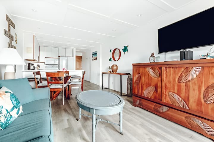 2 Spacious Units For Groups - Mountain Views - Kauai, HI