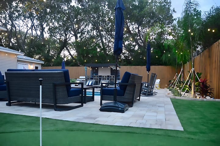 Beach Escape: Pool, Putting Green, Steps To Shore - Saint Augustine, FL