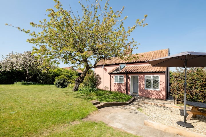 Rose Cottage, Blaxhall - Near  Snape Maltings - Saxmundham