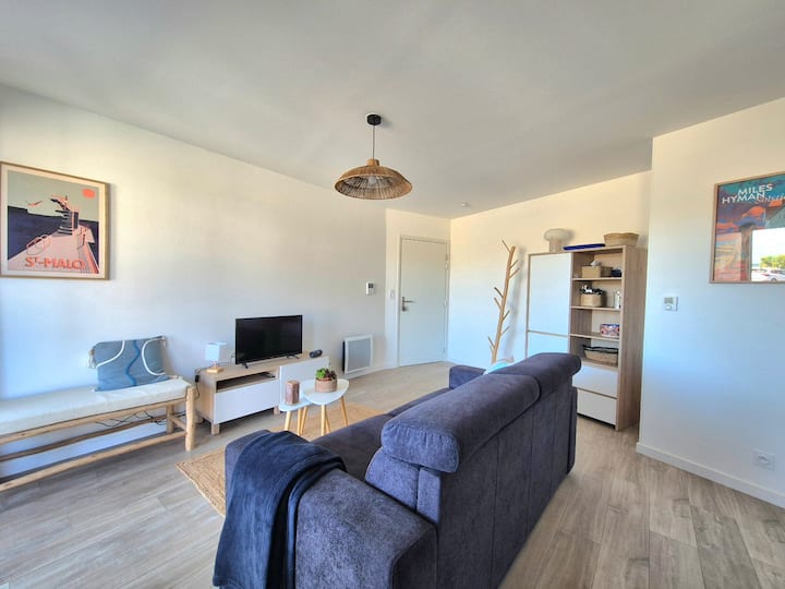 Appartement Lumineux Avec Terrasse Et Jardin - Saint-Coulomb