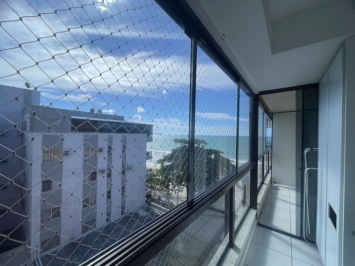 (279) Apartamento Em Prédio Beira Mar - Itapema
