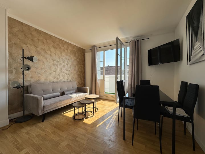 Appartement Central Avec Balcon - Vue Sur Château - カーン