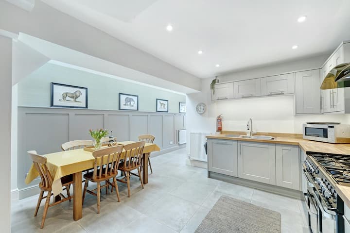 Puddle Duck Cottage, Sleeps 6, Windermere - Bowness-on-Windermere