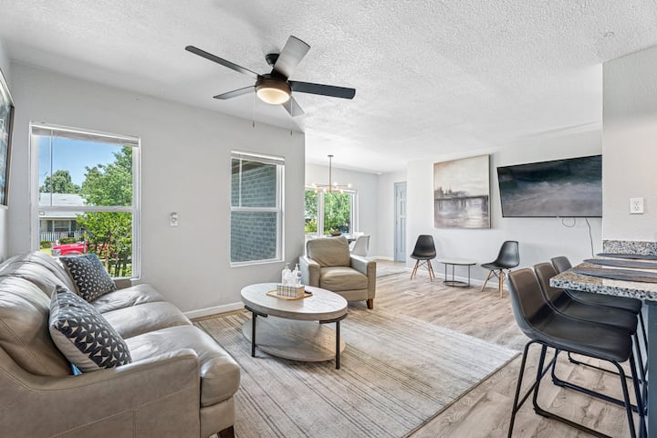 6 Bedroom House In Lgbtq+ District #60 - Oklahoma City, OK