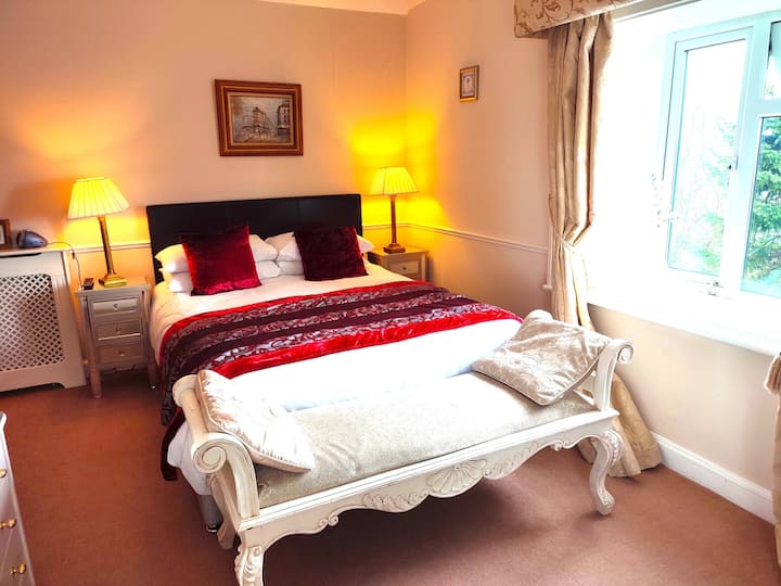 Superior Double Bedroom - Cobh