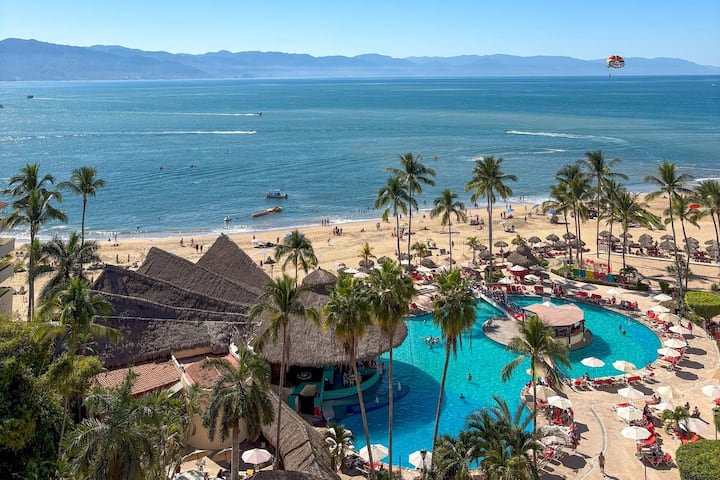 Comfortable & Functional With Beach Access! - Puerto Vallarta