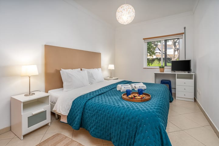 Hostwise - Bright & Comfortable Flat - Santa Luzia