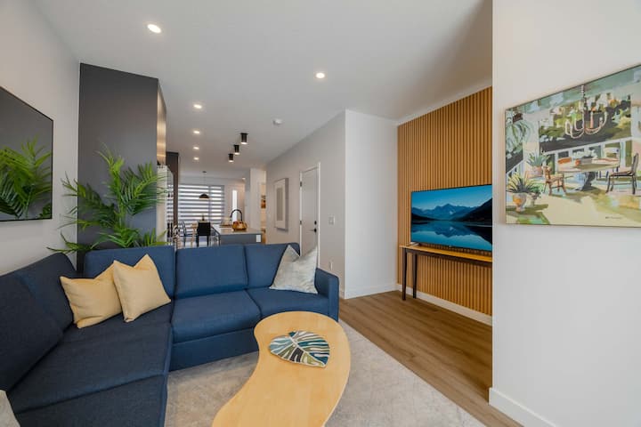 Fenced Yard, Free Parking, 2 King Beds With Ac - 卡加利