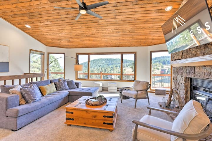 The Retreat | Sleeps 6 W/ 2 En-suite & Views - Evergreen, CO
