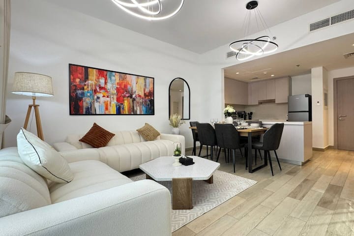 Lunara 2br Yas Island: Poolside Retreat - Abu Dhabi