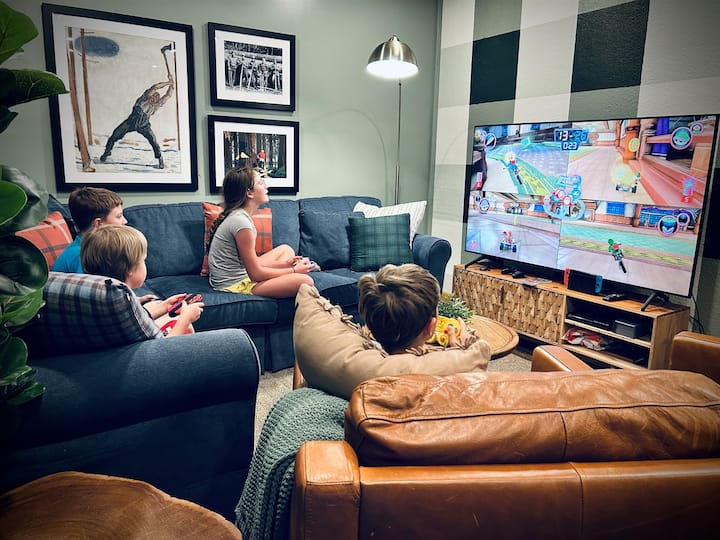 Ski In/out | Hot Tub | Game Room | King Beds - Snowshoe, WV