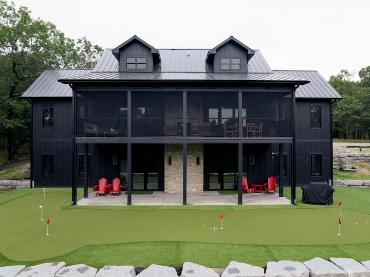 6br Sand Valley Lodge With Hot Tub, Putting, Bar - Wisconsin
