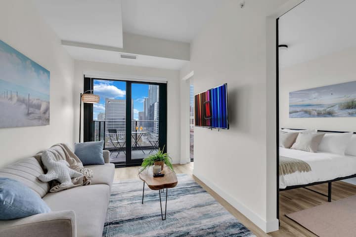 Driftwood Heights Dt | Gym | City Views - Calgary