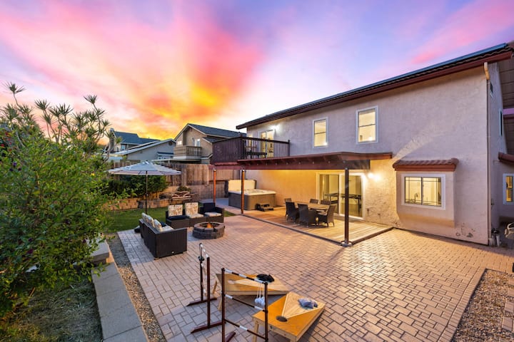 Spacious 4br Oasis W/ Pool Table And Spa - Chula Vista, CA