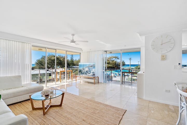 Sun-kissed Escape - Broadbeach Gem - Gold Coast