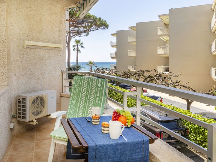 Tucan By Interhome - Cambrils