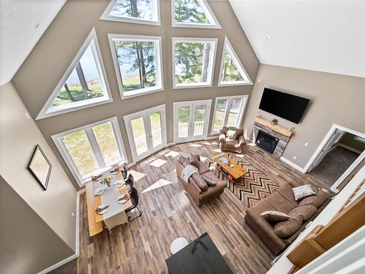 Whispering Pines Cottage On Bass Lake - Traverse City, MI